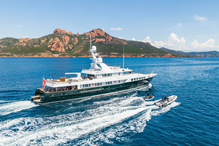 EMERALD yacht for charter (Feadship, 50.4m, 1990)